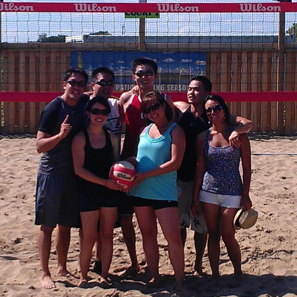 Beach Adult Volleyball League - EVP Canada